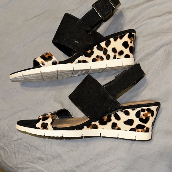 Jessica Cline | Shoes | Jessica Cline Wedge Sandals Size 8 M Leopard ...